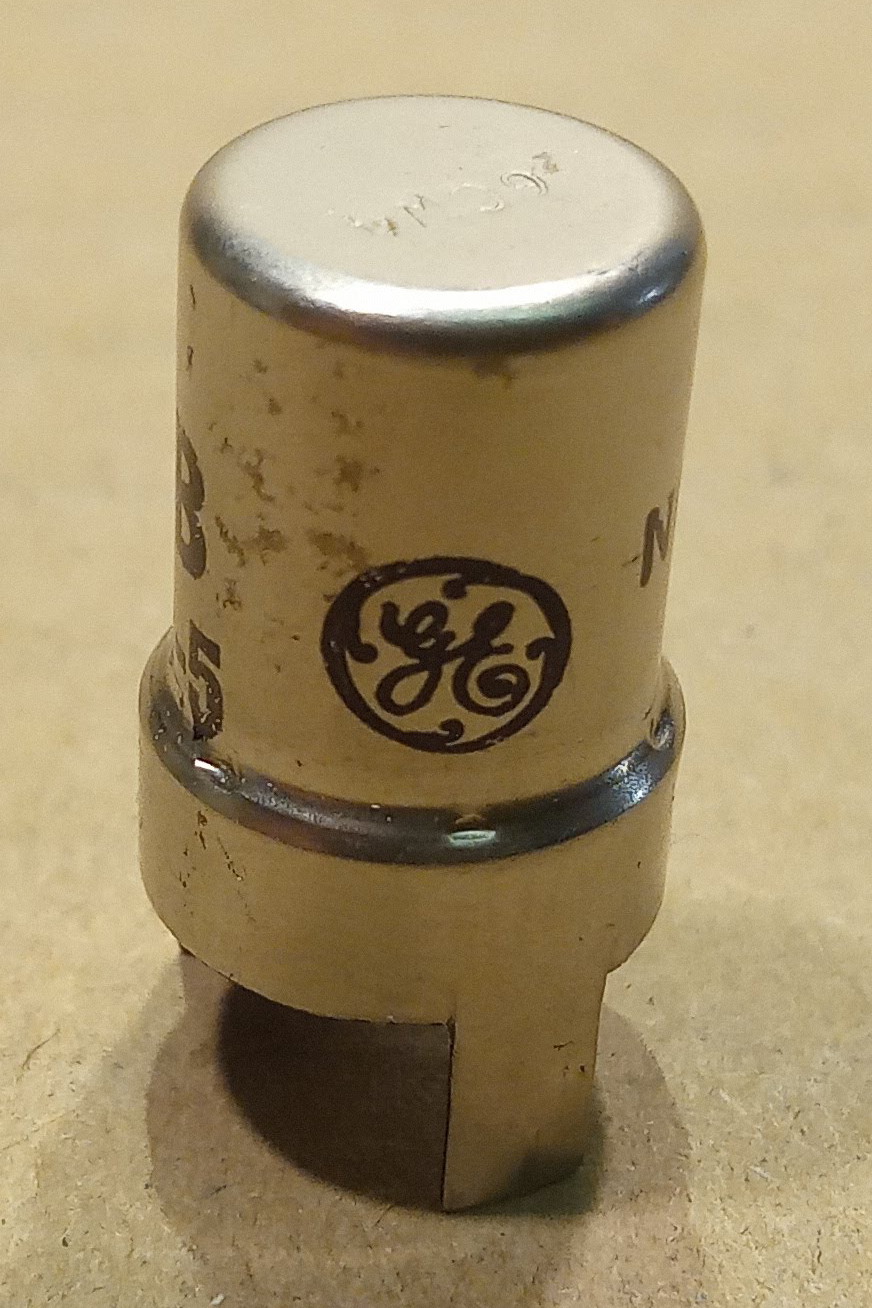 6CW4, elektroncső - Árwill Elektronic