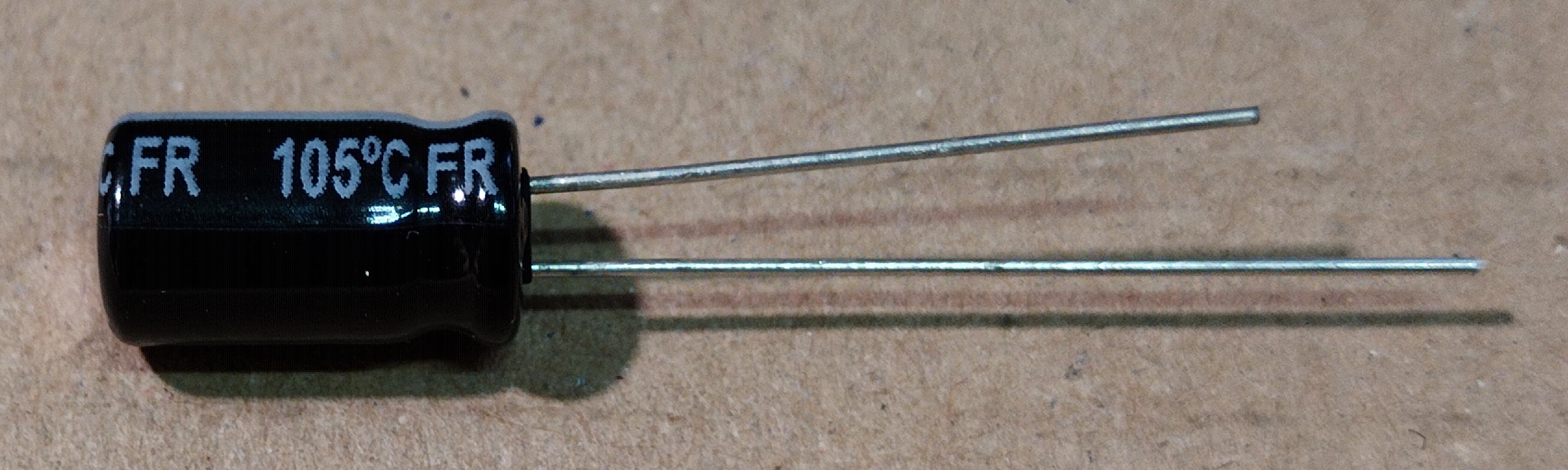 47uF, 63V, LOW ESR, elektrolit kondenzátor - Árwill Elektronic